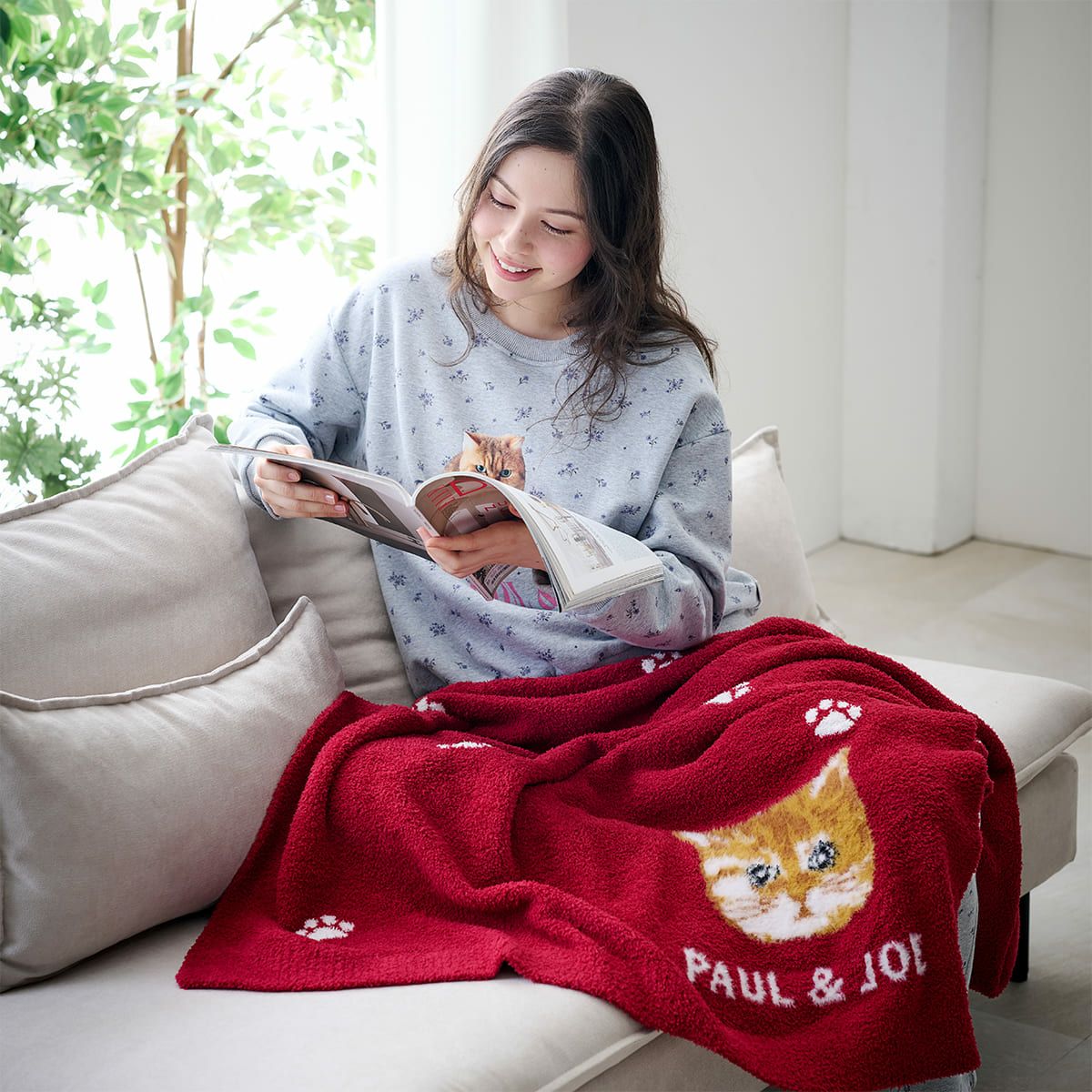 ランダム猫足跡 モールヤーンジャカードブランケット | 【公式】ポール